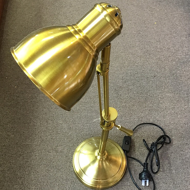 BRASS HANDLE DESK LAMP – spinifexcollections